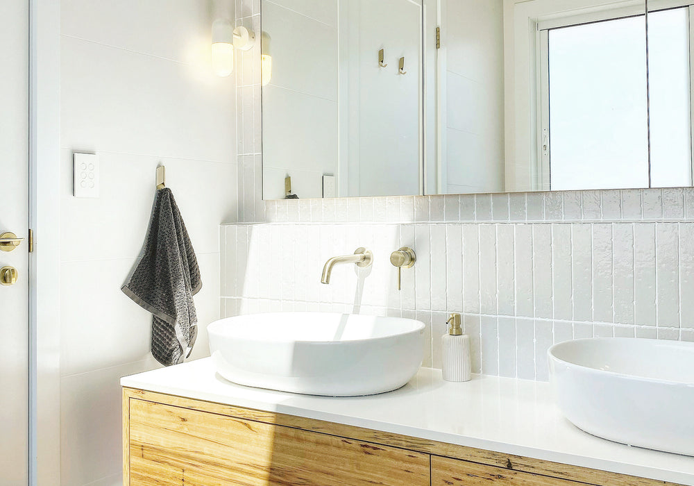 Vanilla Blaire Brick Tile Textured Gloss 45 x 230 x 8mm Porcelain — The ...