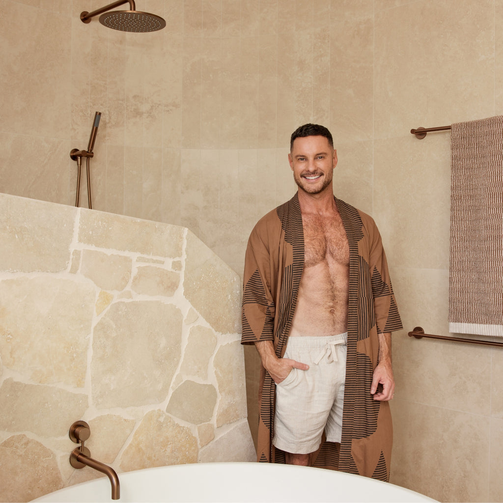 Meir Round Hand Shower on Swivel Bracket Lustre Bronze — The Blue Space