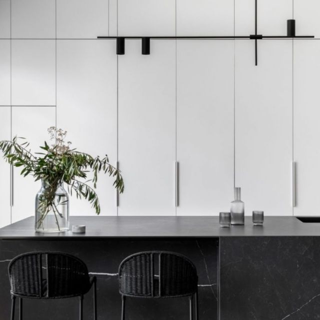 Castella Ledge Pull Matte White - The Blue Space